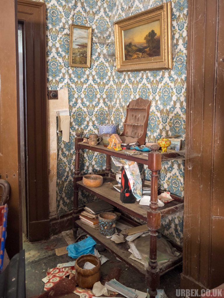 Abandoned Time Capsule Farm House, Herefordshire - Urbex UK